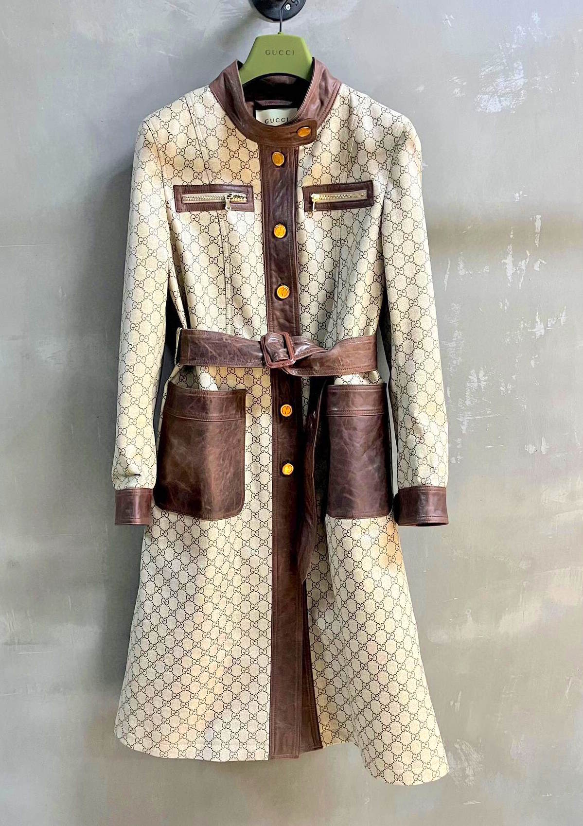 GU Jacket Trench Woman limited – SHU